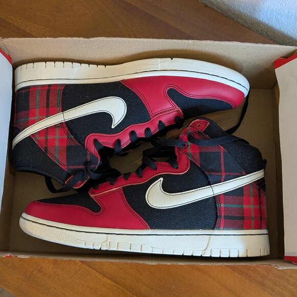 Nike | Shoes | Nike Dunk Se High Tartan Plaid Black University Red Mens ...